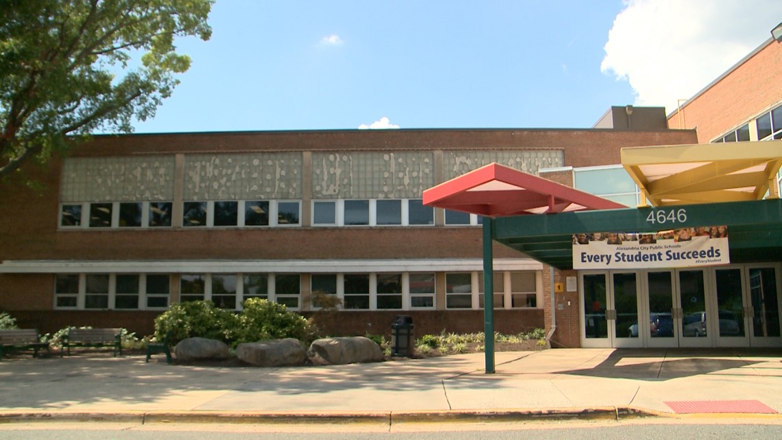 'I love to read': Virginia middle school students surprised with ...