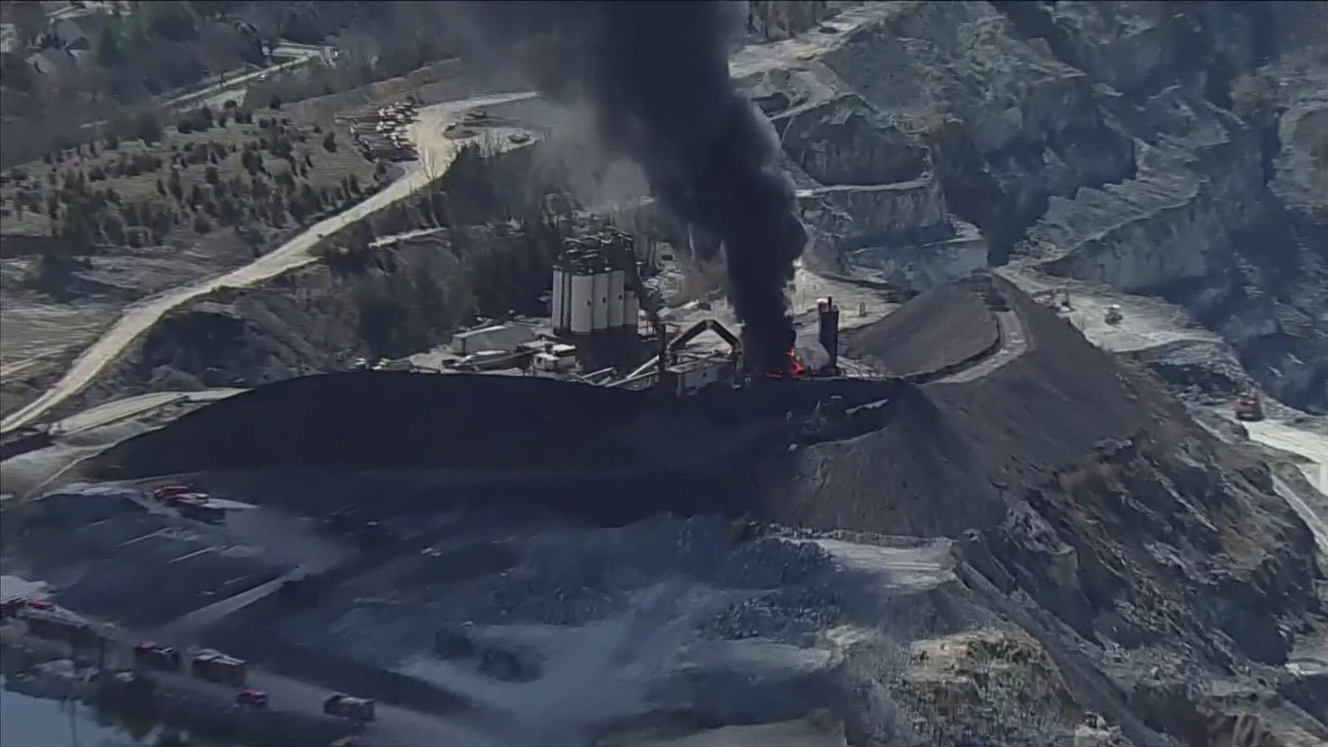 Large industrial fire burns through part of industrial site in Maryland ...