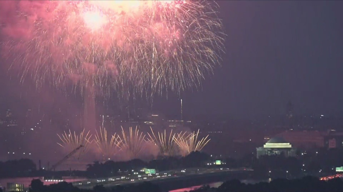 Fireworks conclude Army anniversary parade | wusa9.com