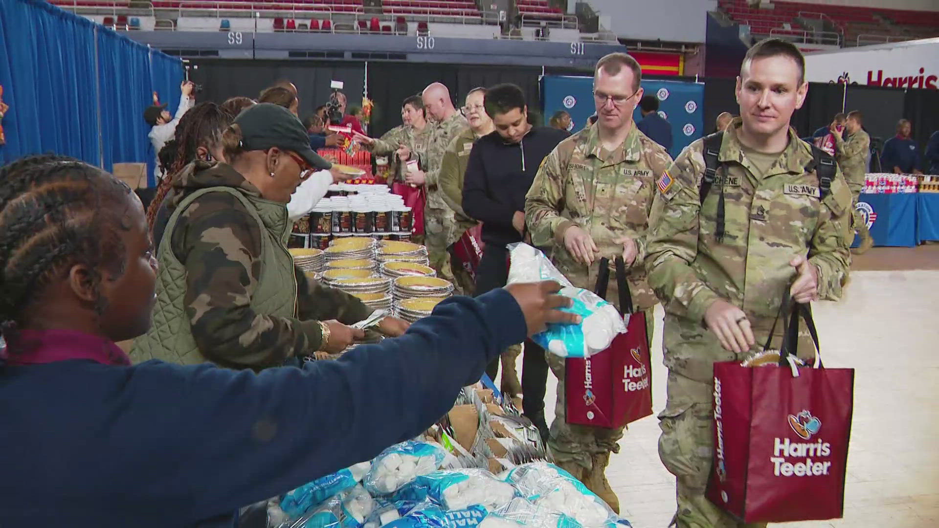 Operation Homefront distributes meals to National Guard troops at DC ...