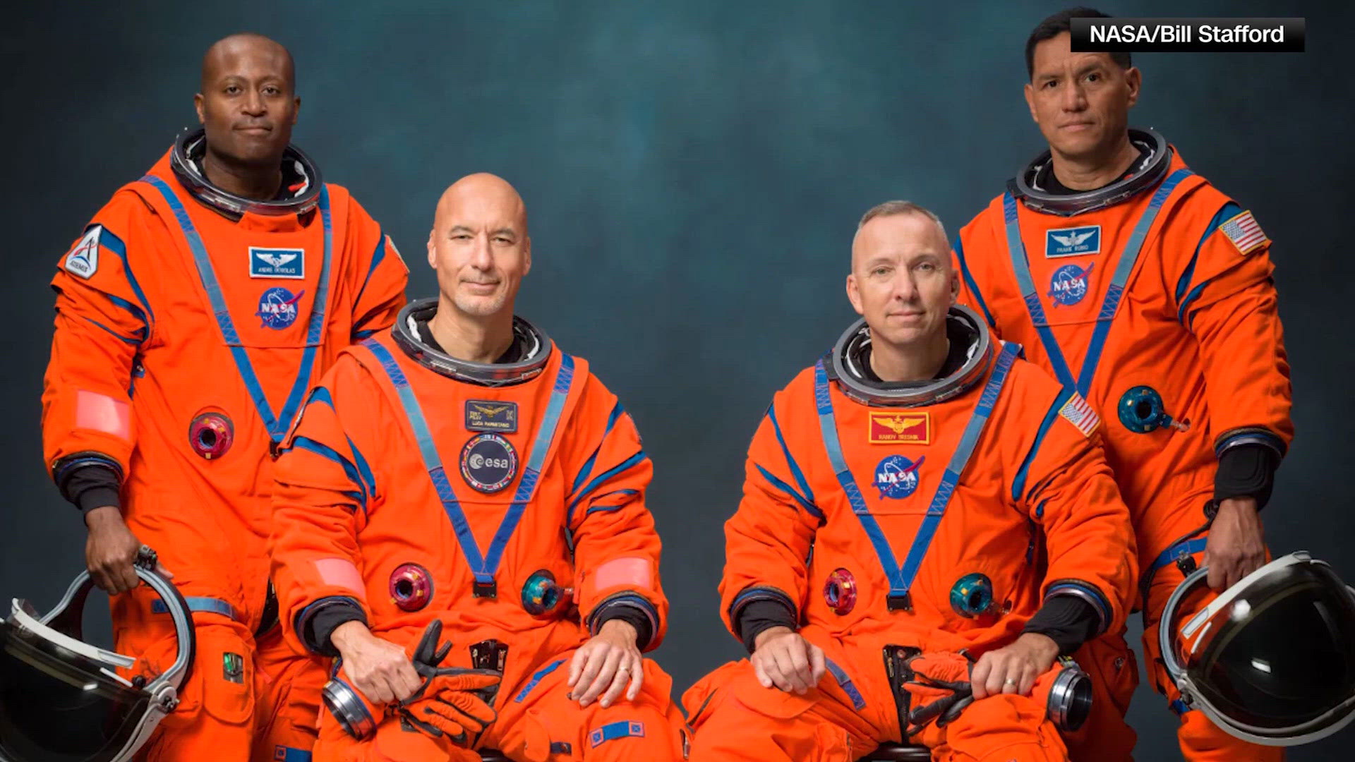 NASA introduced the crew of next year's Artemis Three mission ...