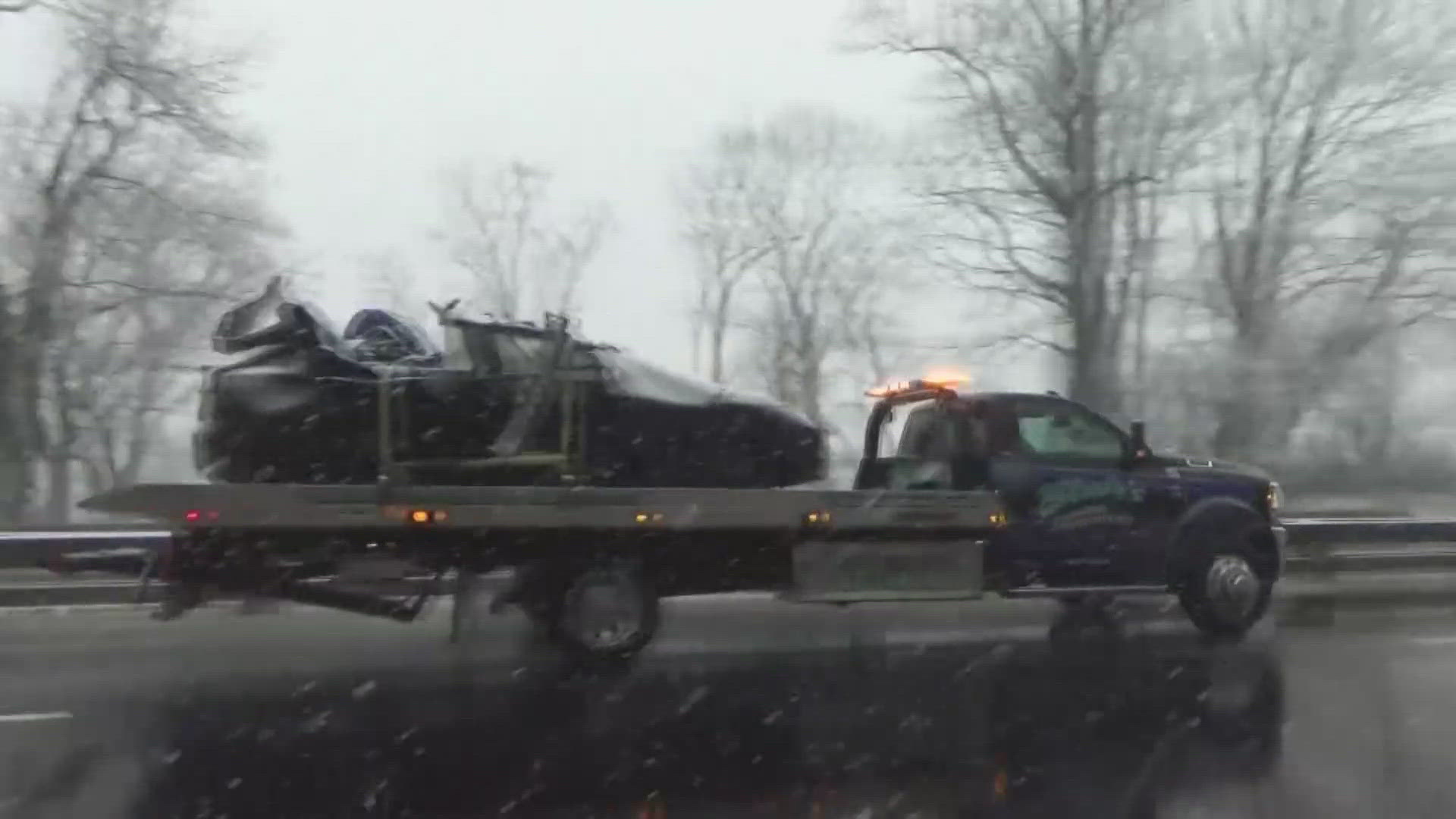 Driver killed when tree falls on car on George Washington Memorial ...
