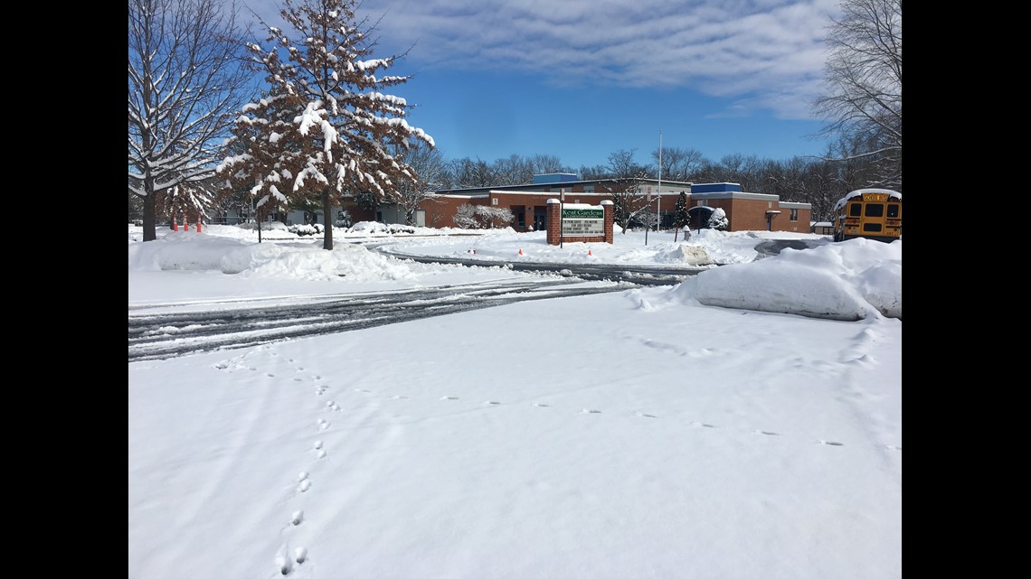 FCPS decides on a 2-hour delay for Tuesday after snowstorm | wusa9.com