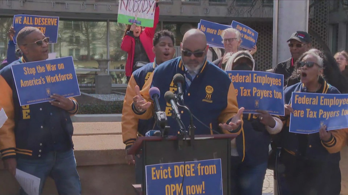 Fired federal workers protest outside OPM headquarters in DC | wusa9.com