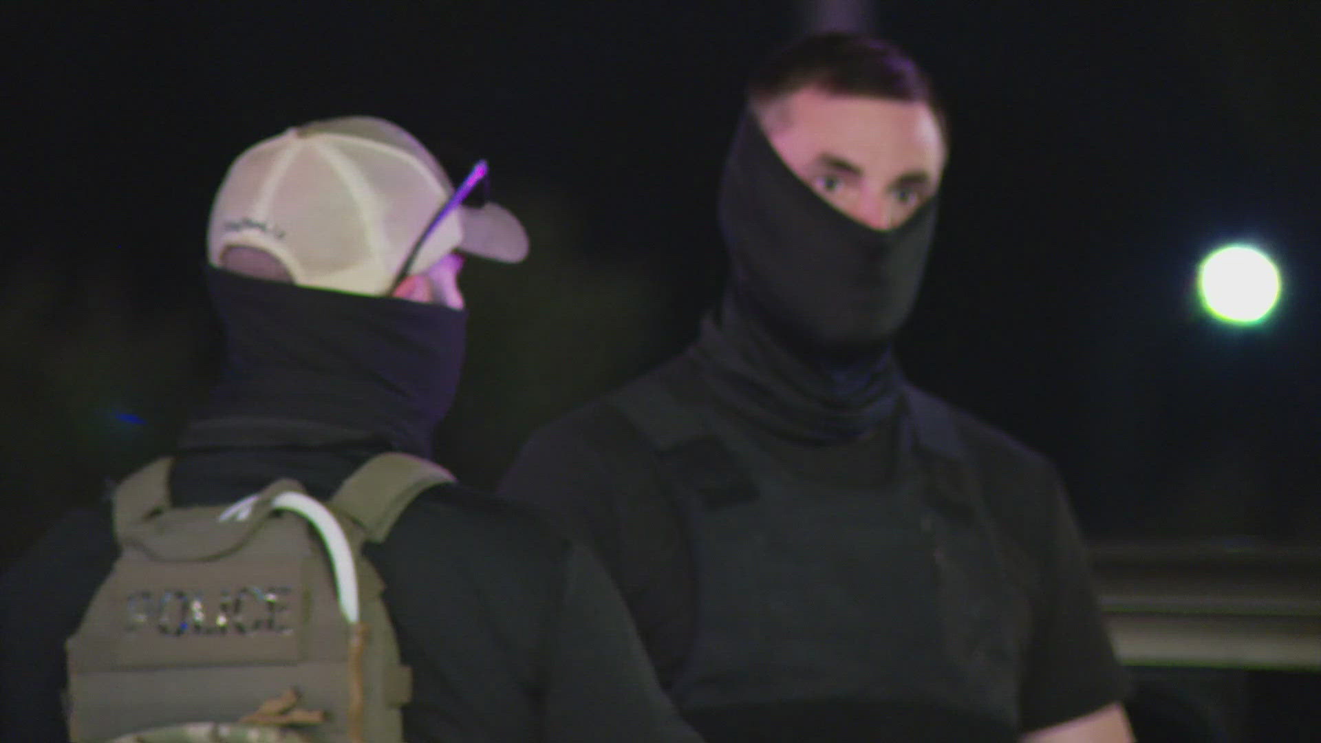 Former MPD officer Fanone demands unmasking of federal agents | wusa9.com