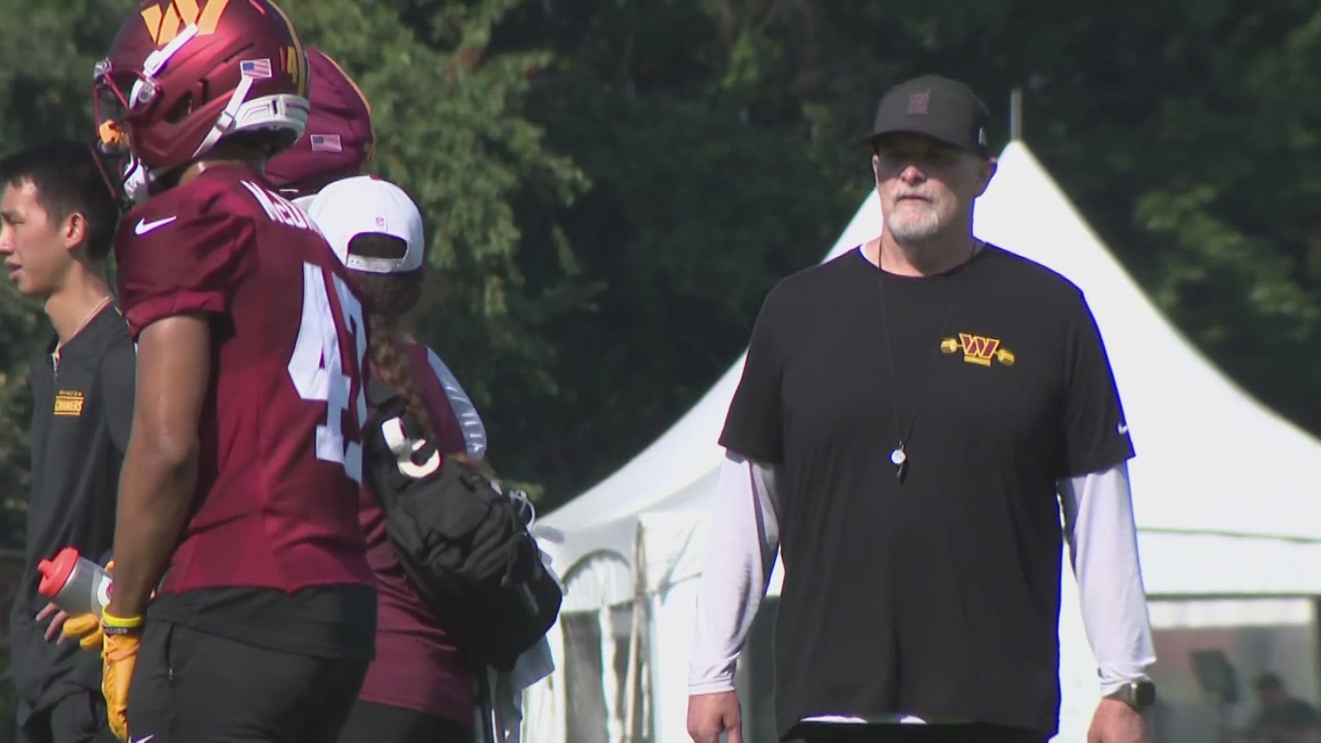 Washington Commanders Head Coach Dan Quinn in the training camp ...