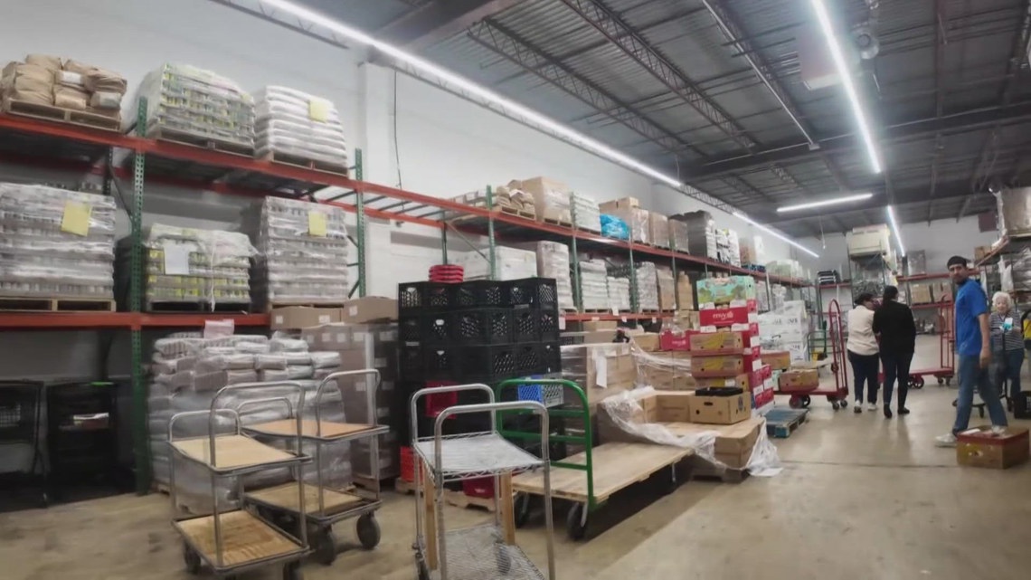 Food banks brace for surge amid federal funding cuts | wusa9.com
