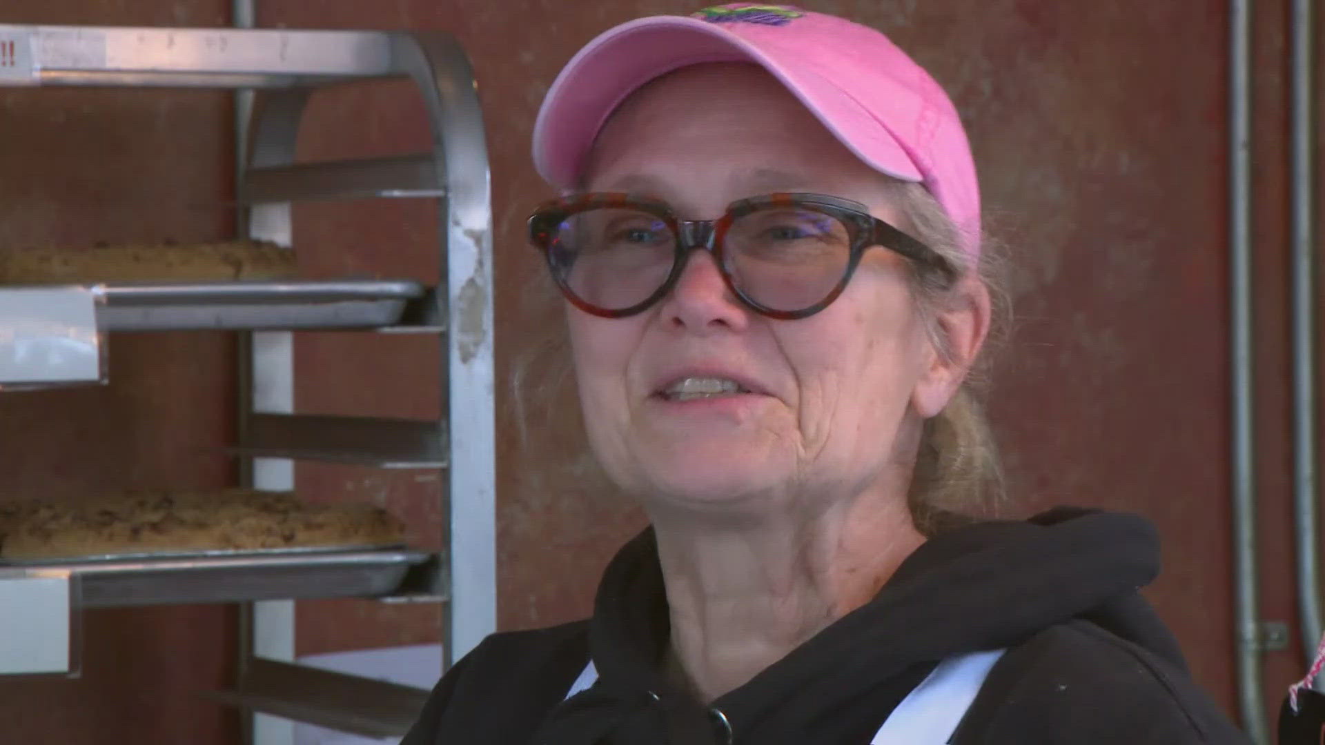 Mom’s Apple Pie bakery concerned about impact of tariffs | wusa9.com