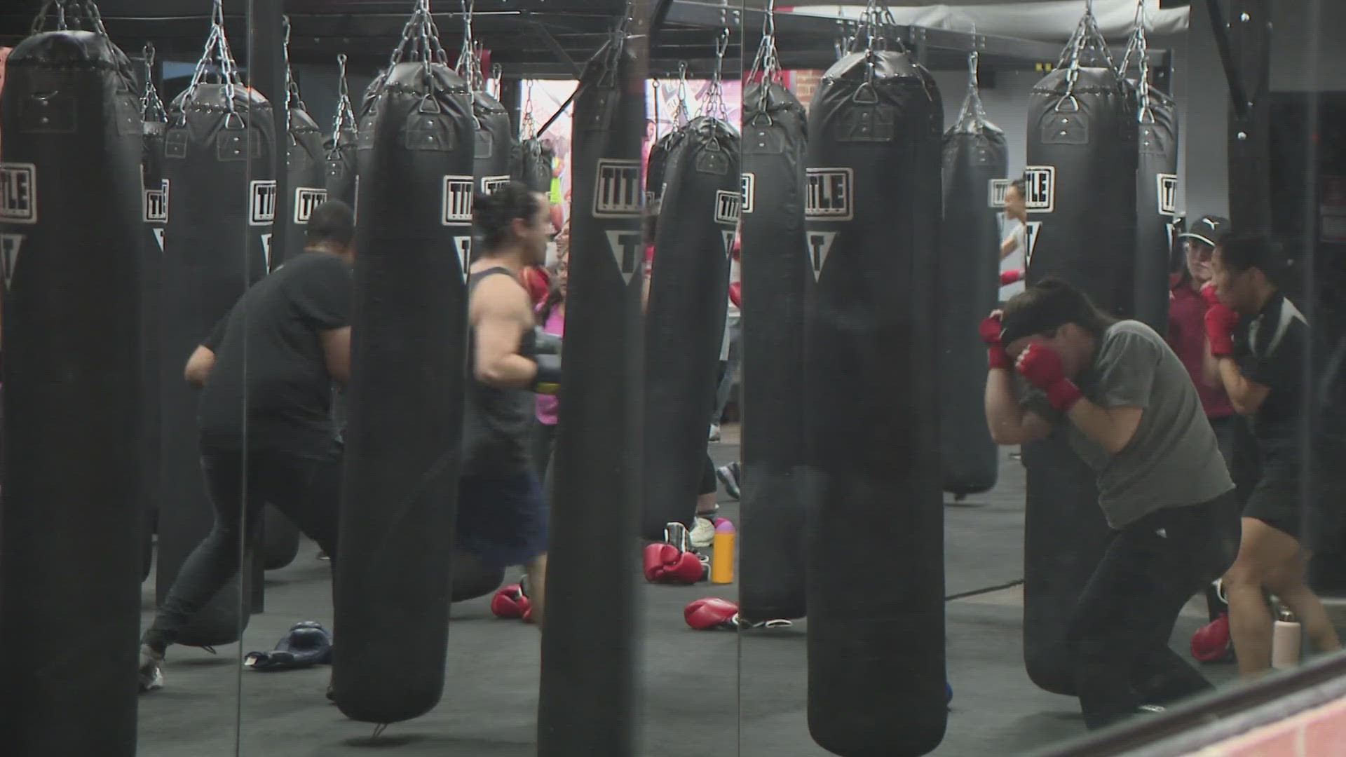 Boxing class raises money for cardiac program | wusa9.com