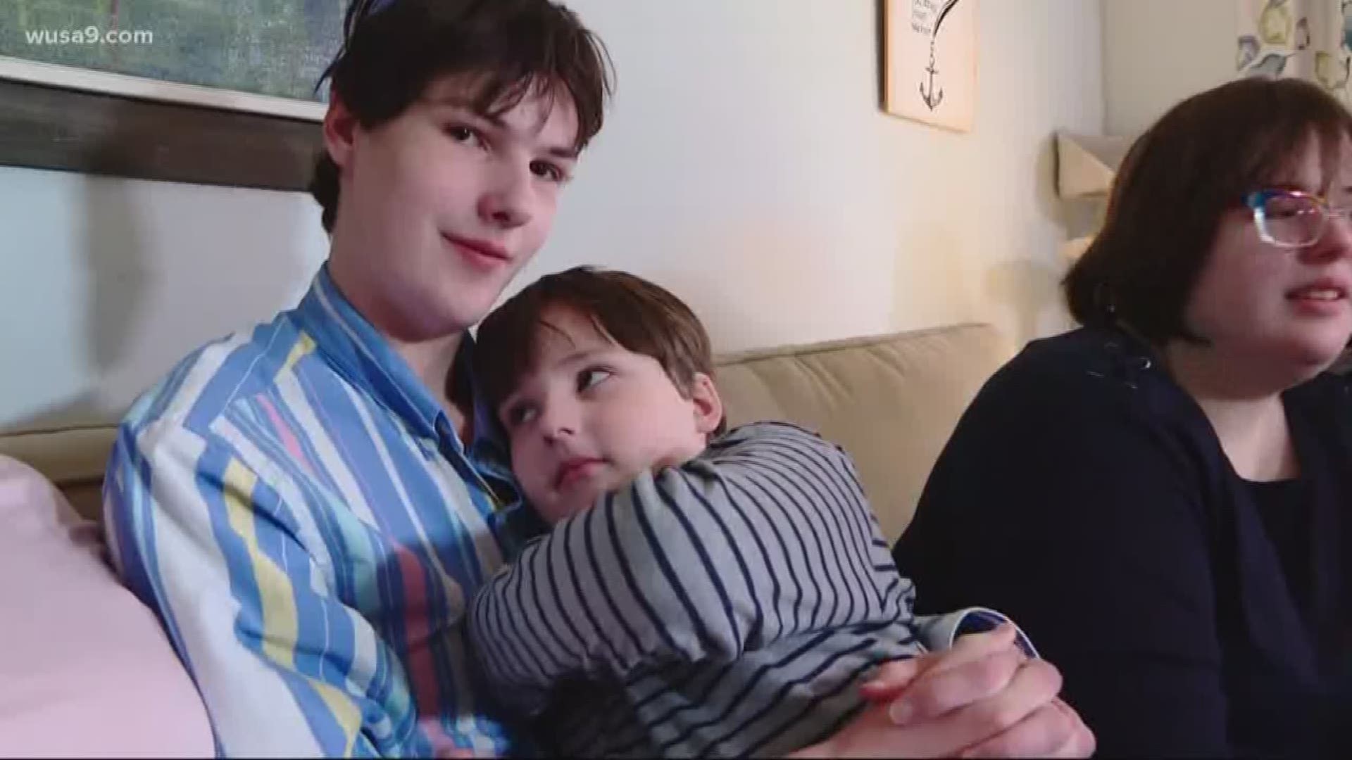 Navy widow, mother of 5 children with autism faces foreclosure next ...