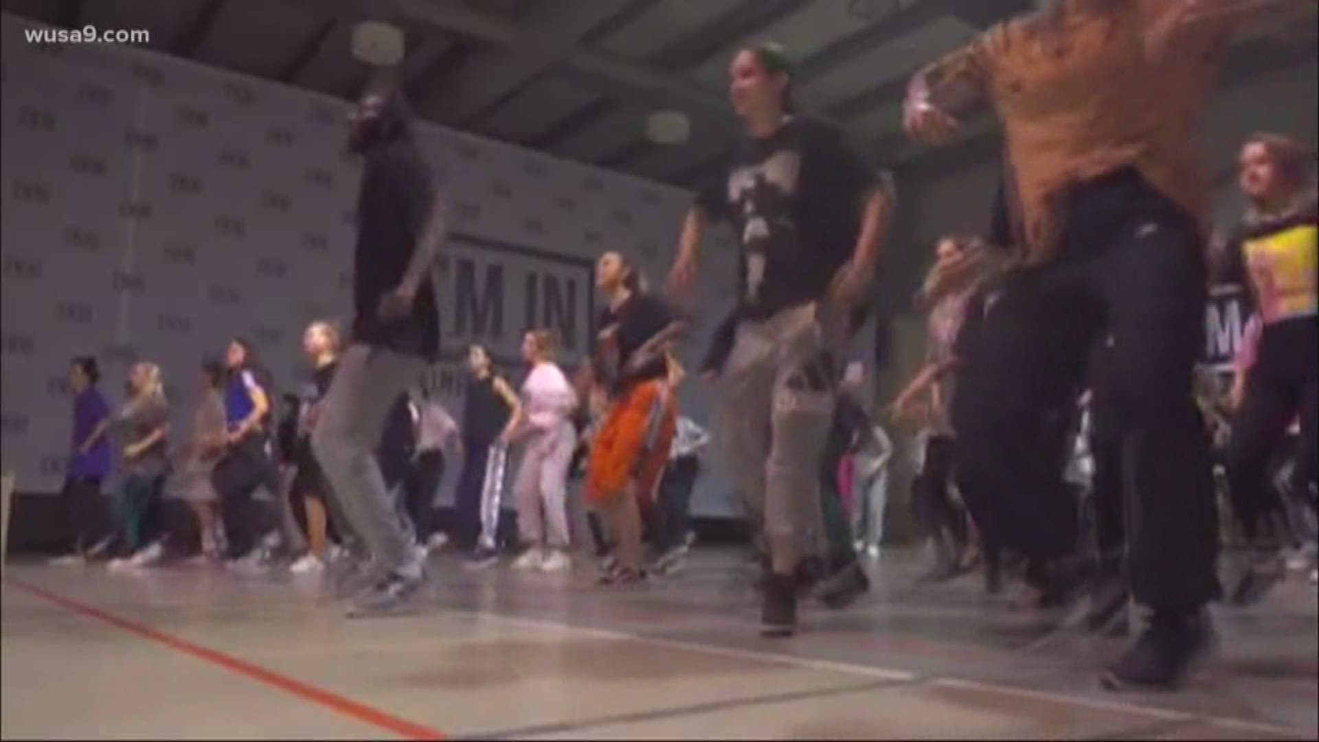 DC dancer teaches ‘beat your feet’ style in Poland | wusa9.com