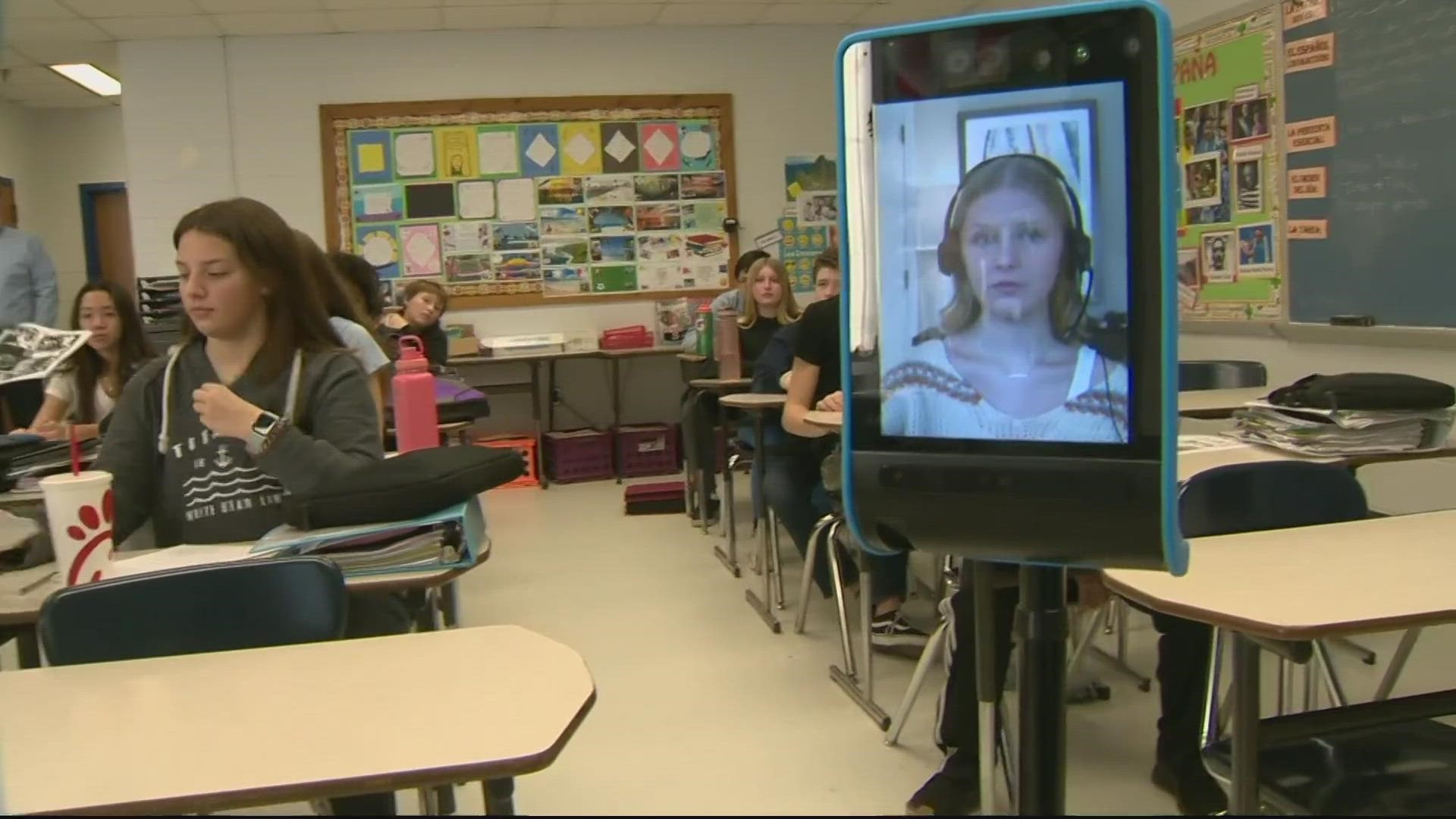 Student uses robot to attend school in Anne Arundel County | wusa9.com