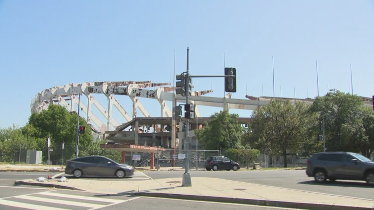 Rayful Edmond III dies in halfway house in Florida | wusa9.com