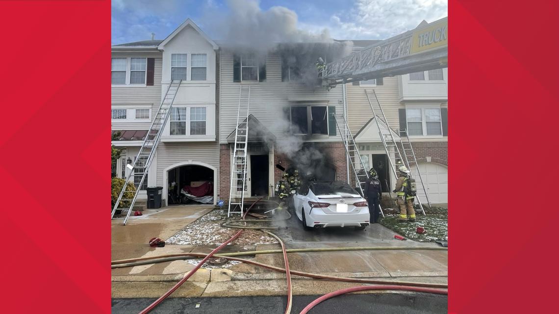 3 taken to hospital after townhouse fire in Manassas | wusa9.com