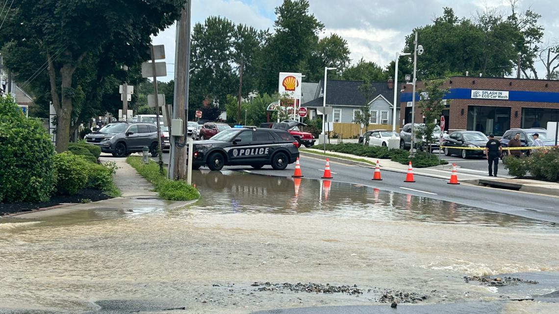Water main break closes Route 1 and Route 198 intersection | wusa9.com