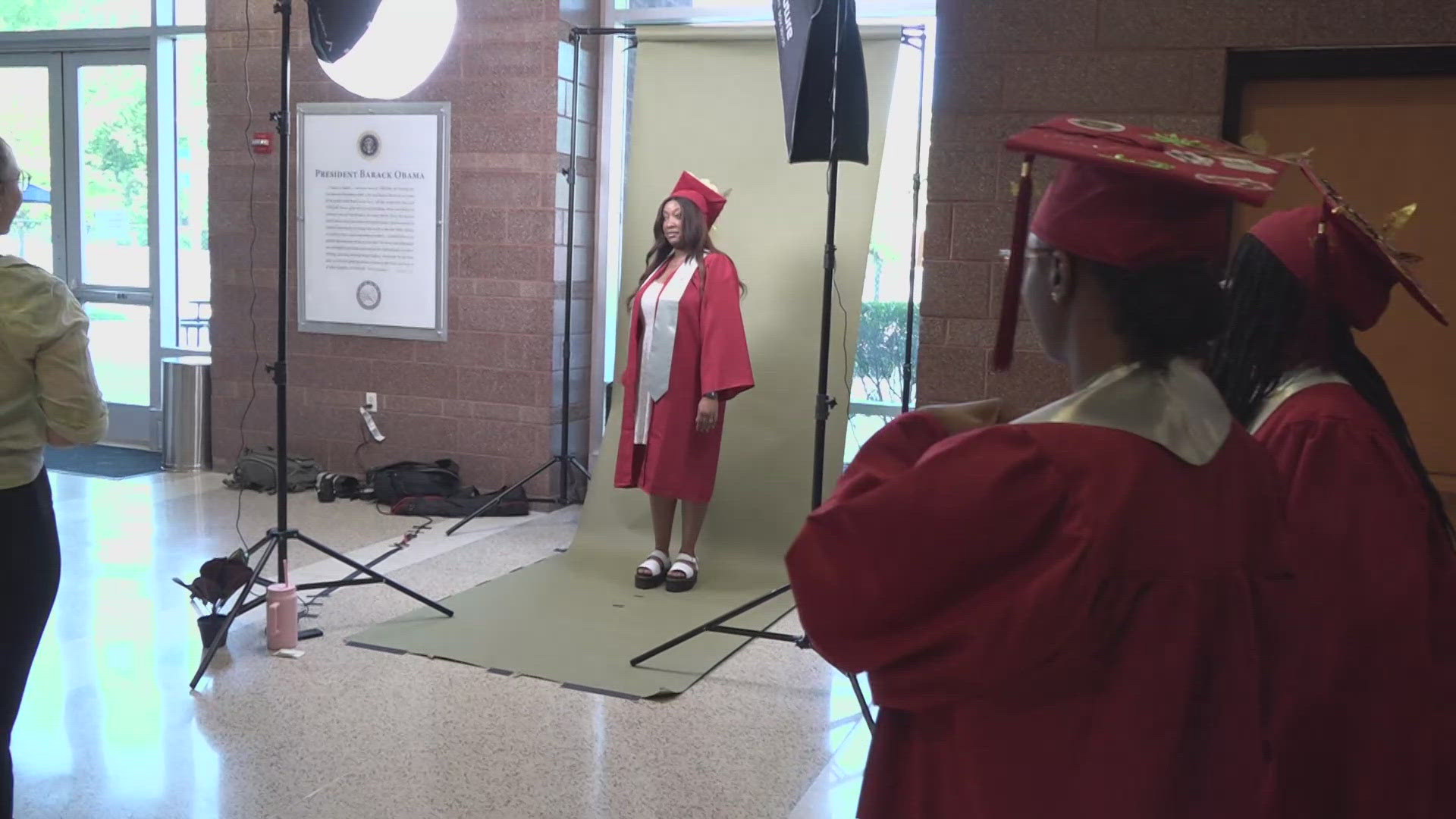 These recent Academy of Hope grads prove its never too late | wusa9.com