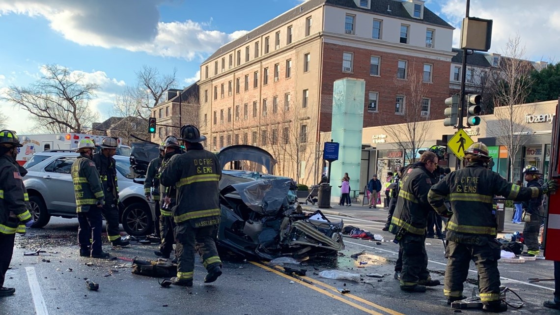 Crash in Northwest DC sends 7 to hospitals | wusa9.com
