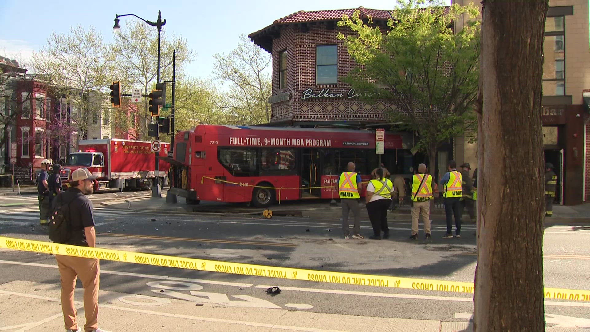 Metro bus crashes into Shaw Restaurant, Ambar | wusa9.com