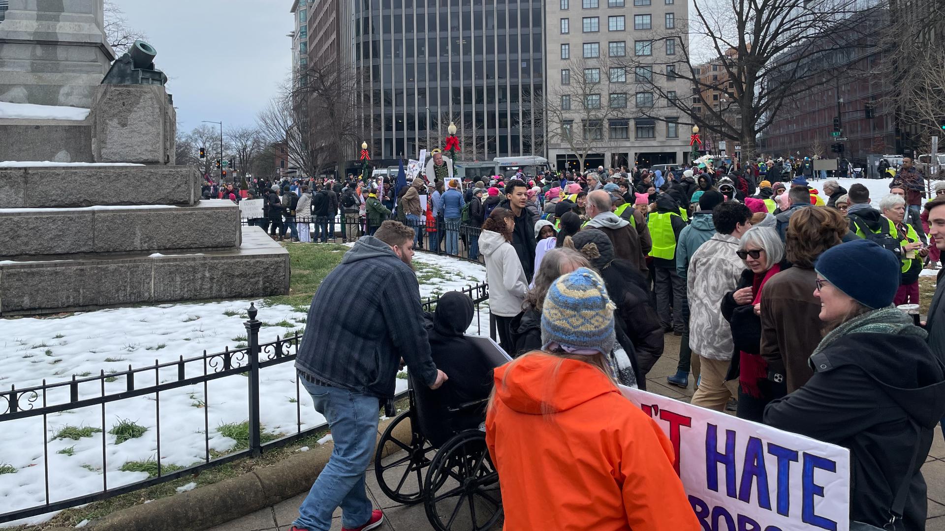 People's March: Thousands converge for a march days before Trump takes ...