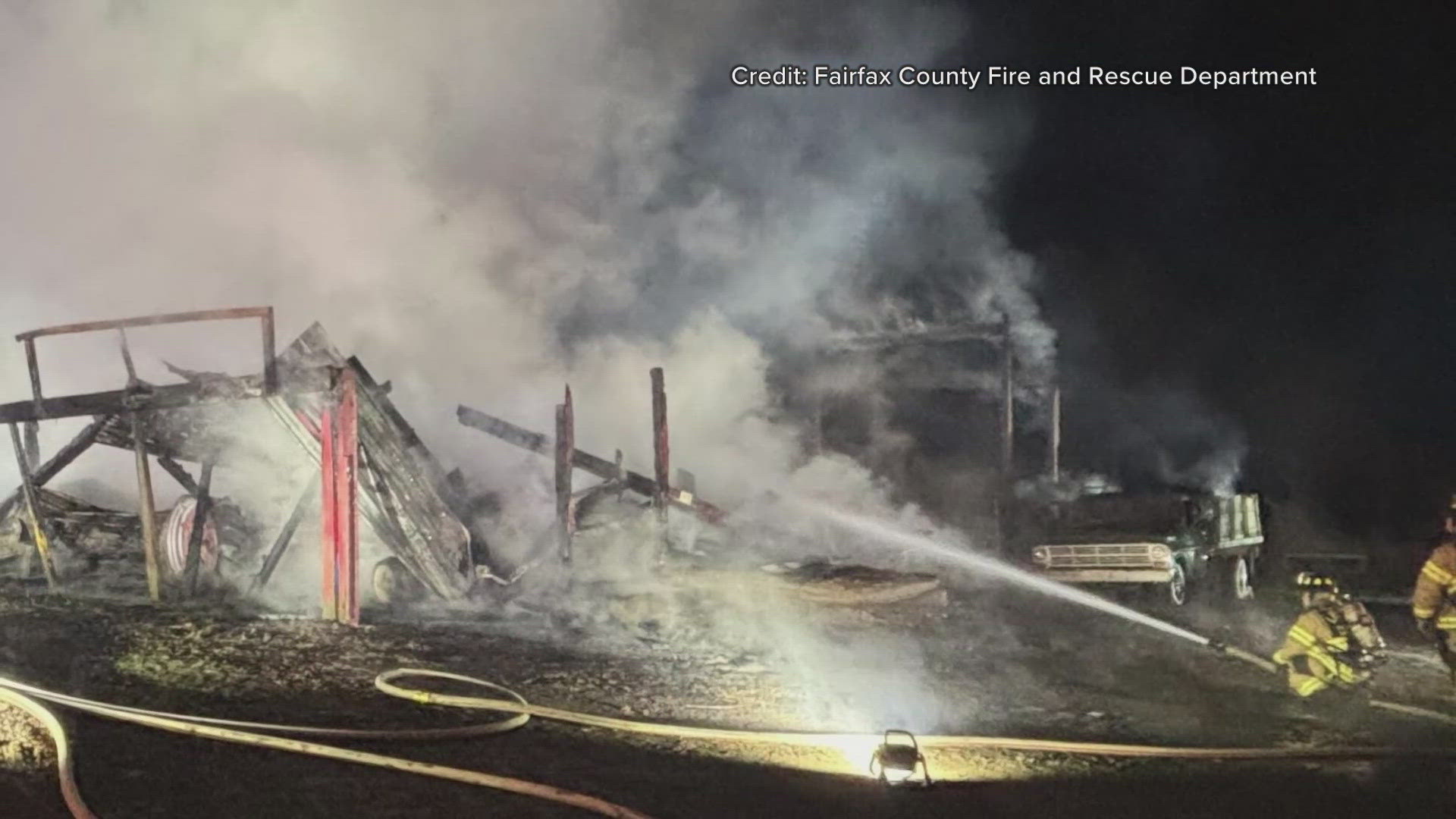 Cox Farms barn burns down in early morning fire | wusa9.com