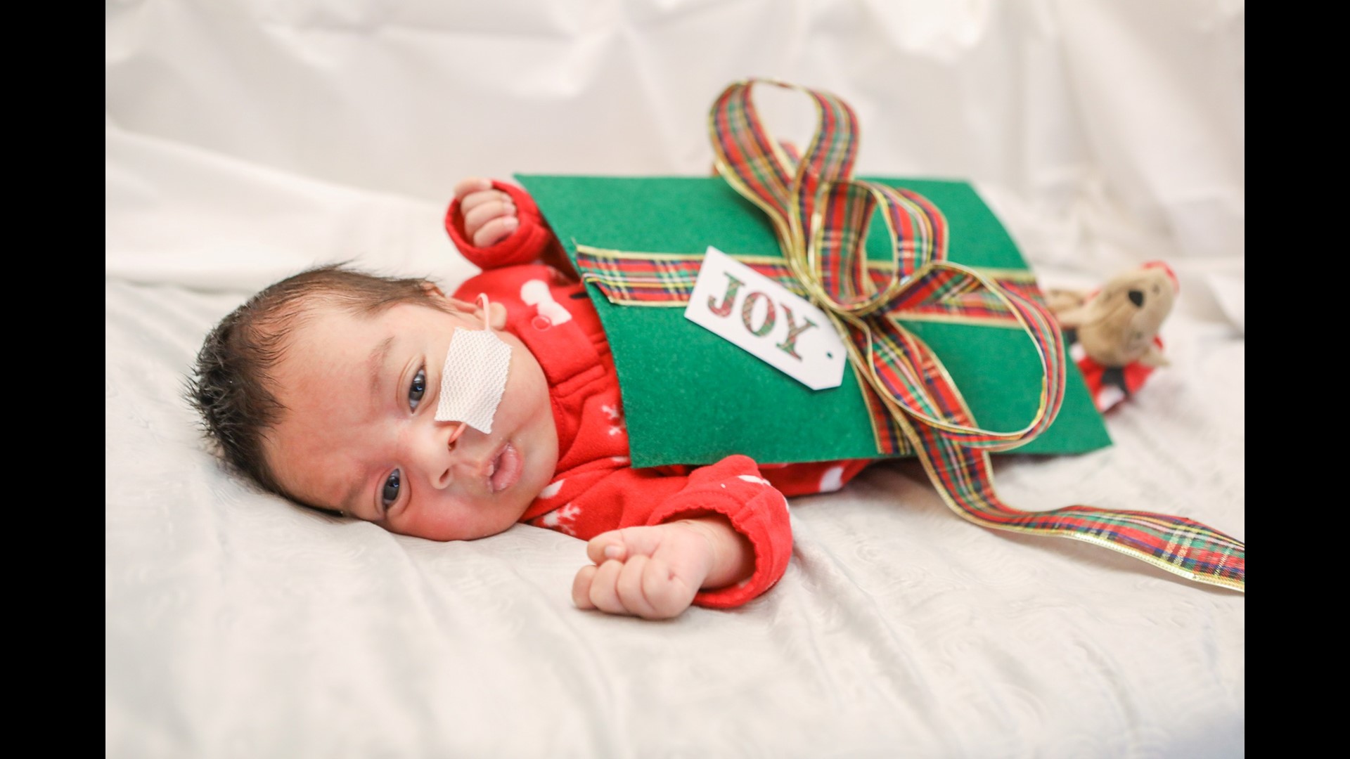NICU babies get holiday makeover at Children's National Hospital ...