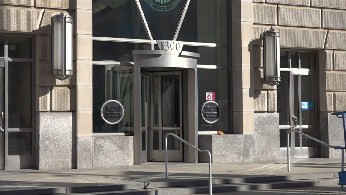 Two mobile lounges crash within 10 days of each other at Dulles ...