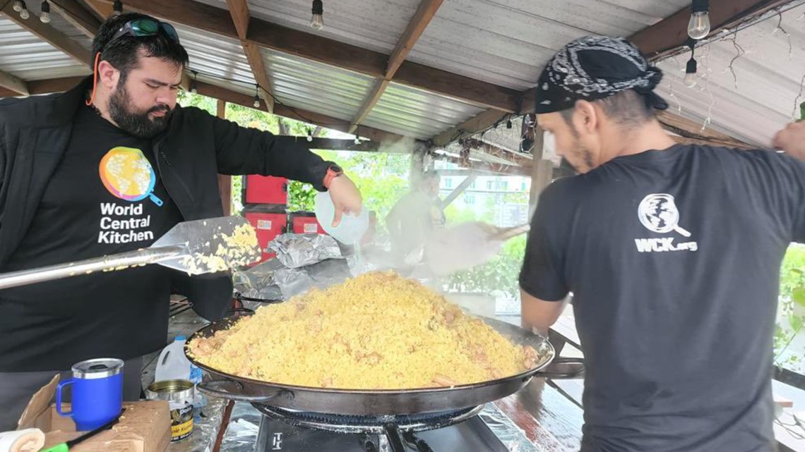Puerto Rico, Domican Republic recieve hurricane relief from WCK | wusa9.com