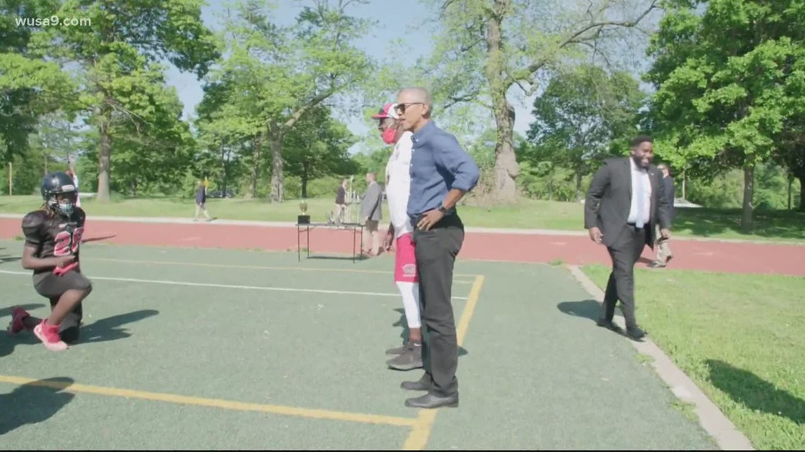 Obama surprises youth football team in Chicago | wusa9.com