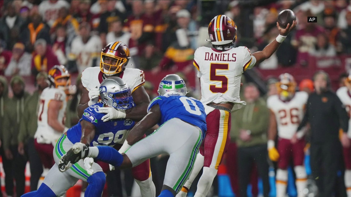 Commanders QB Jayden Daniels suffers devasting injury in blowout loss ...