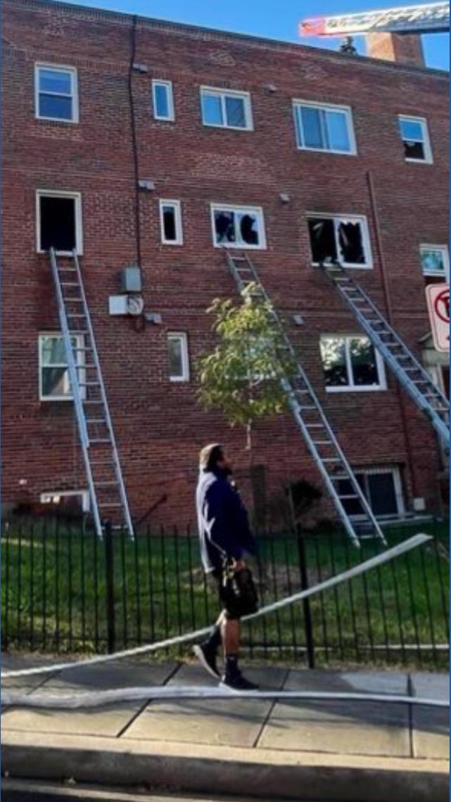 Fire in Southeast DC displaces 15, injures firefighter | wusa9.com