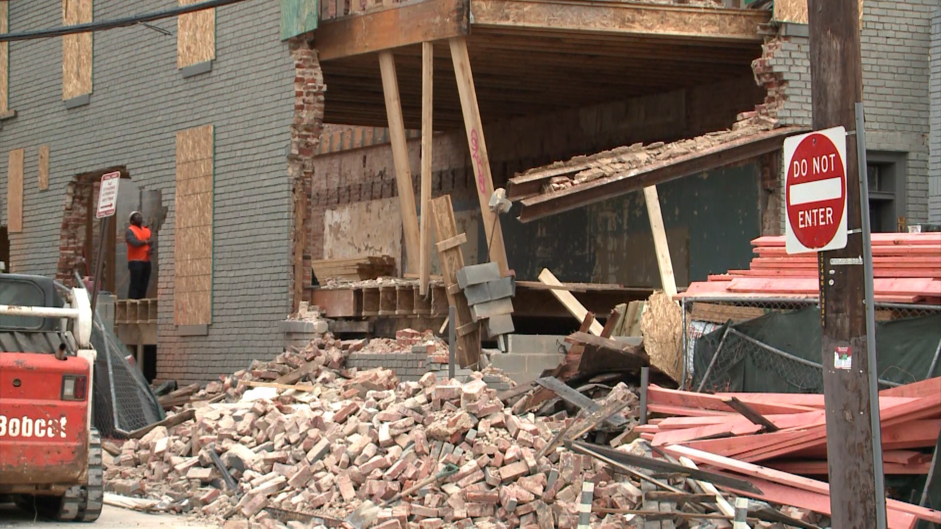 Partial Building Collapse on Chesapeake Street NW in DC | wusa9.com