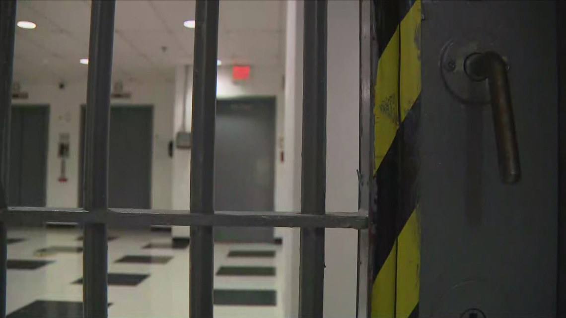 What is cashless bail? What does Trump's executive order mean for DC ...