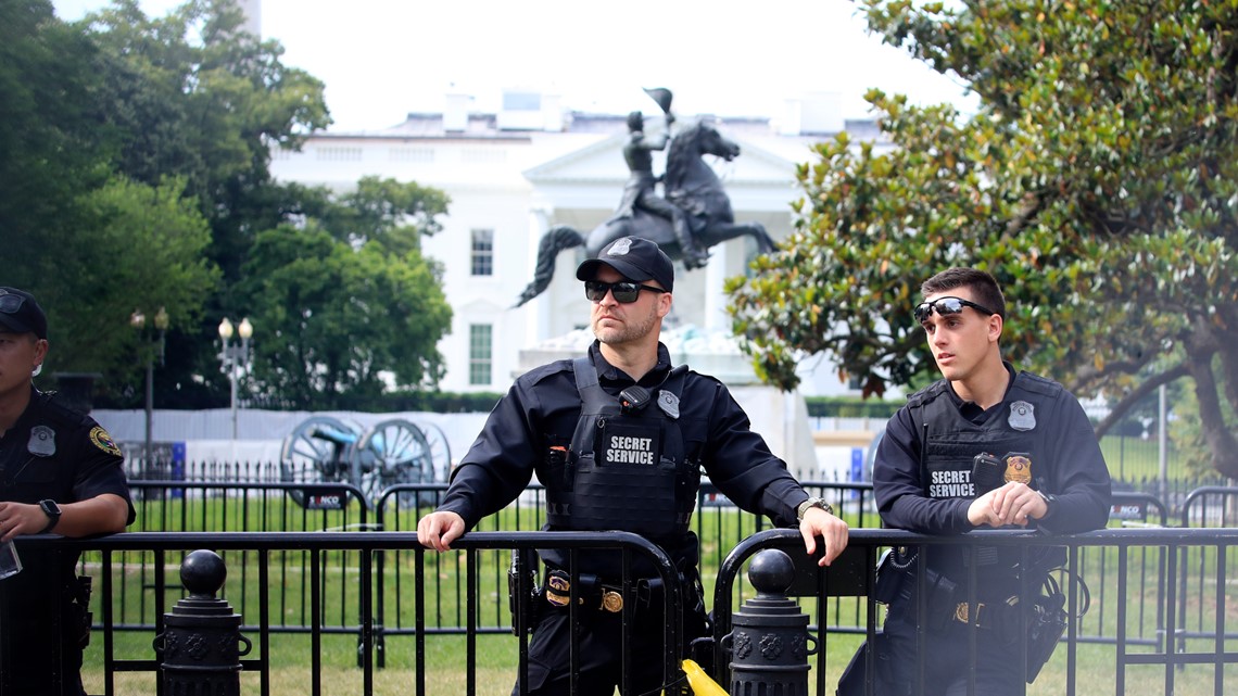 AP: Police officers' personal info leaked online | wusa9.com