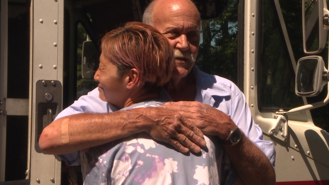 USPS mail carrier to retire after 40 years | wusa9.com