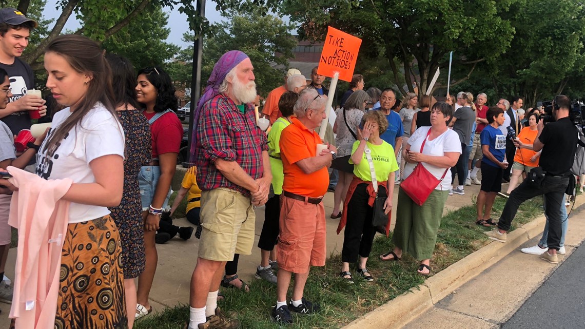 Anti-gun violence protesters rally at NRA HQ in Virginia | wusa9.com