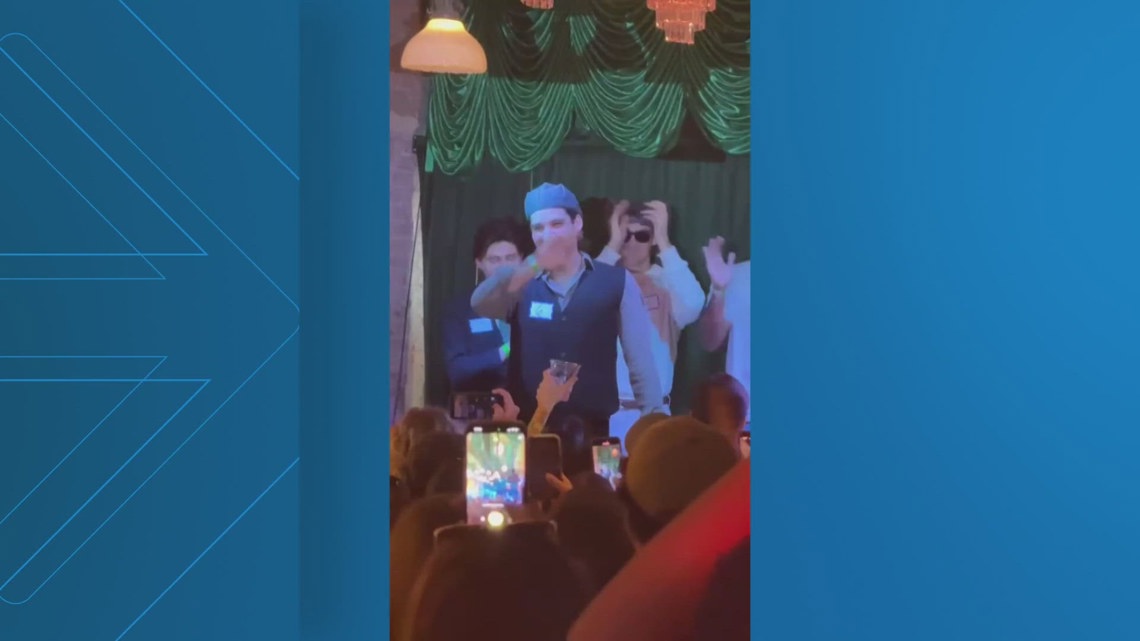 DC hosts JFK Jr. lookalike contest | wusa9.com