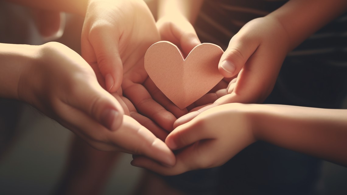 Virginia couple named Foster Parents of the Year | wusa9.com