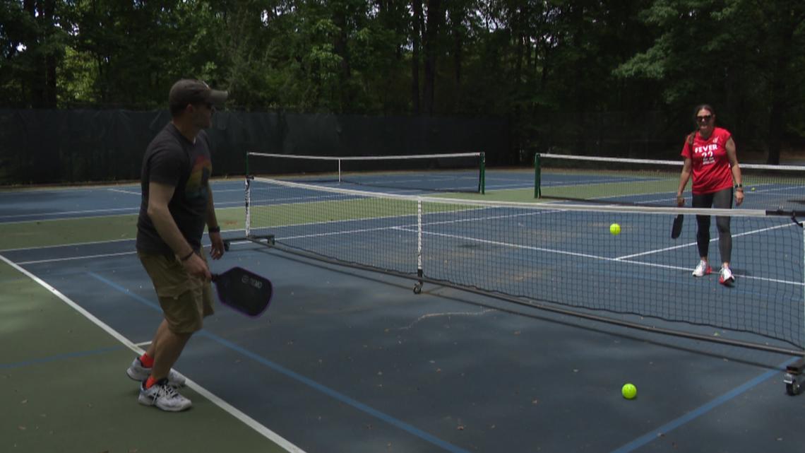 Annandale neighbors fight to keep pickleball courts | wusa9.com