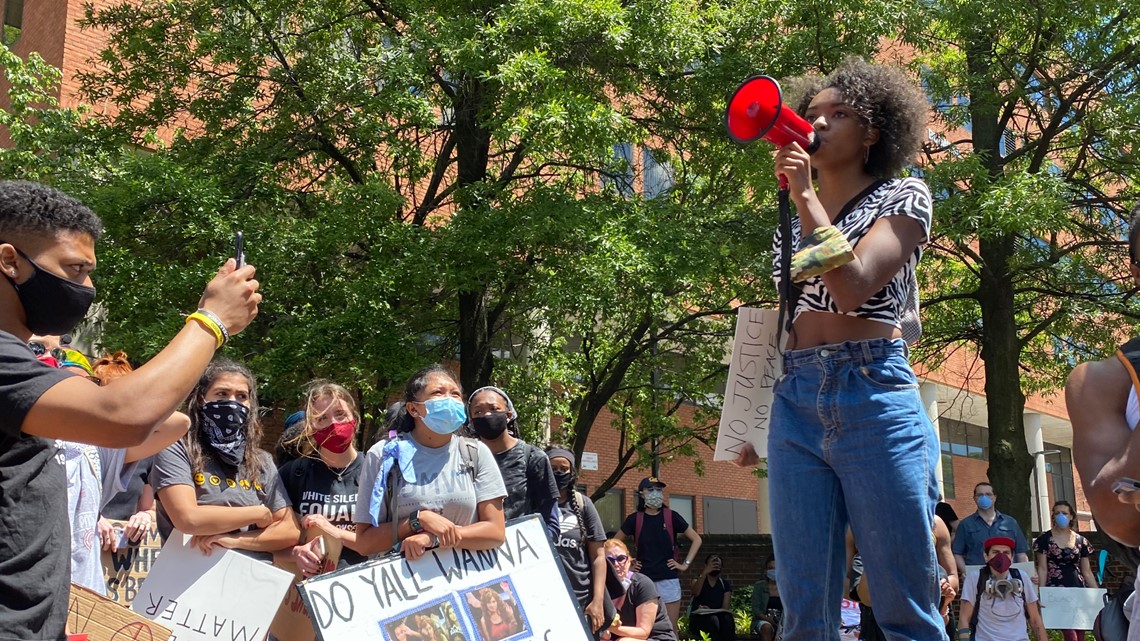 Siblings organize protest at Howard, channel frustration | wusa9.com