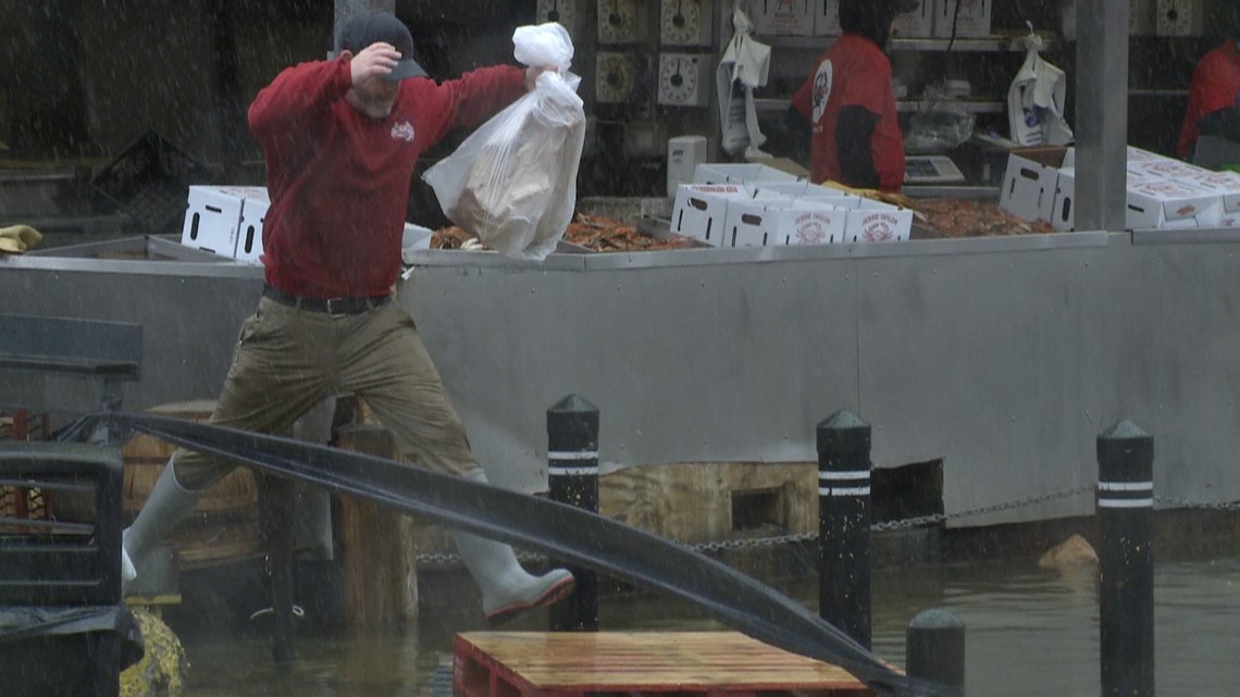 Heavy rain and gusts bring flooding to fish market at the Wharf | wusa9.com
