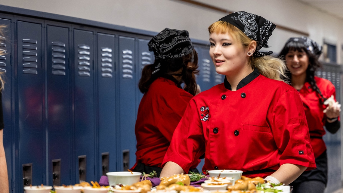 Students bring nutritious meals to schools with Real Food for Kids ...