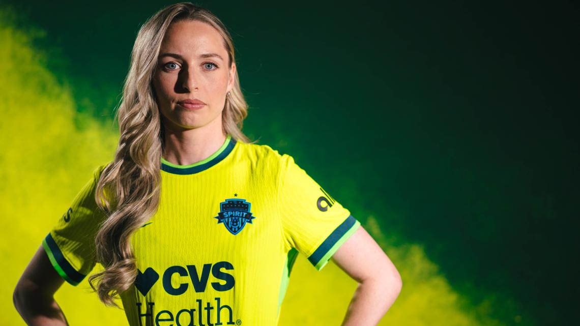 Here's a look at the Washington Spirit's new Shockwave kits | wusa9.com
