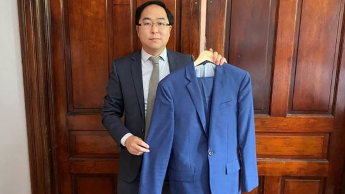 Capitol riot: Congressman Andy Kim donates suit to Smithsonian | wusa9.com Capitol riot: Congressman Andy Kim donates suit to Smithsonian | wusa9.com
