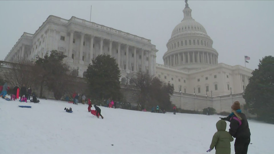 Sledders enjoying the snow day on Capital Hill | wusa9.com