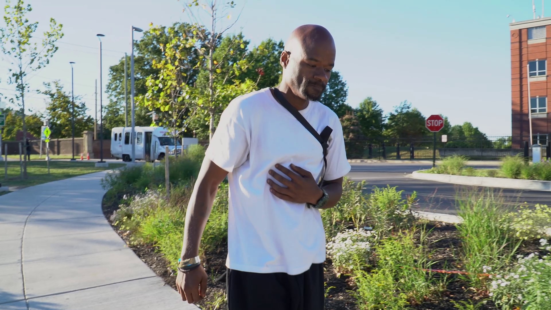 DC men report cold food and hunger at DC's newest shelter | wusa9.com