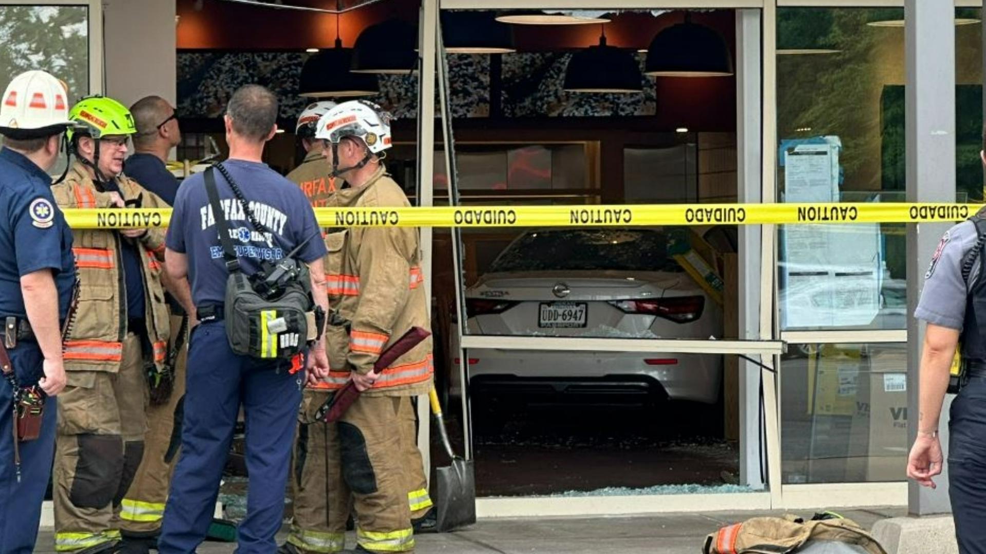 Man drives car into bagel shop days before grand opening | wusa9.com