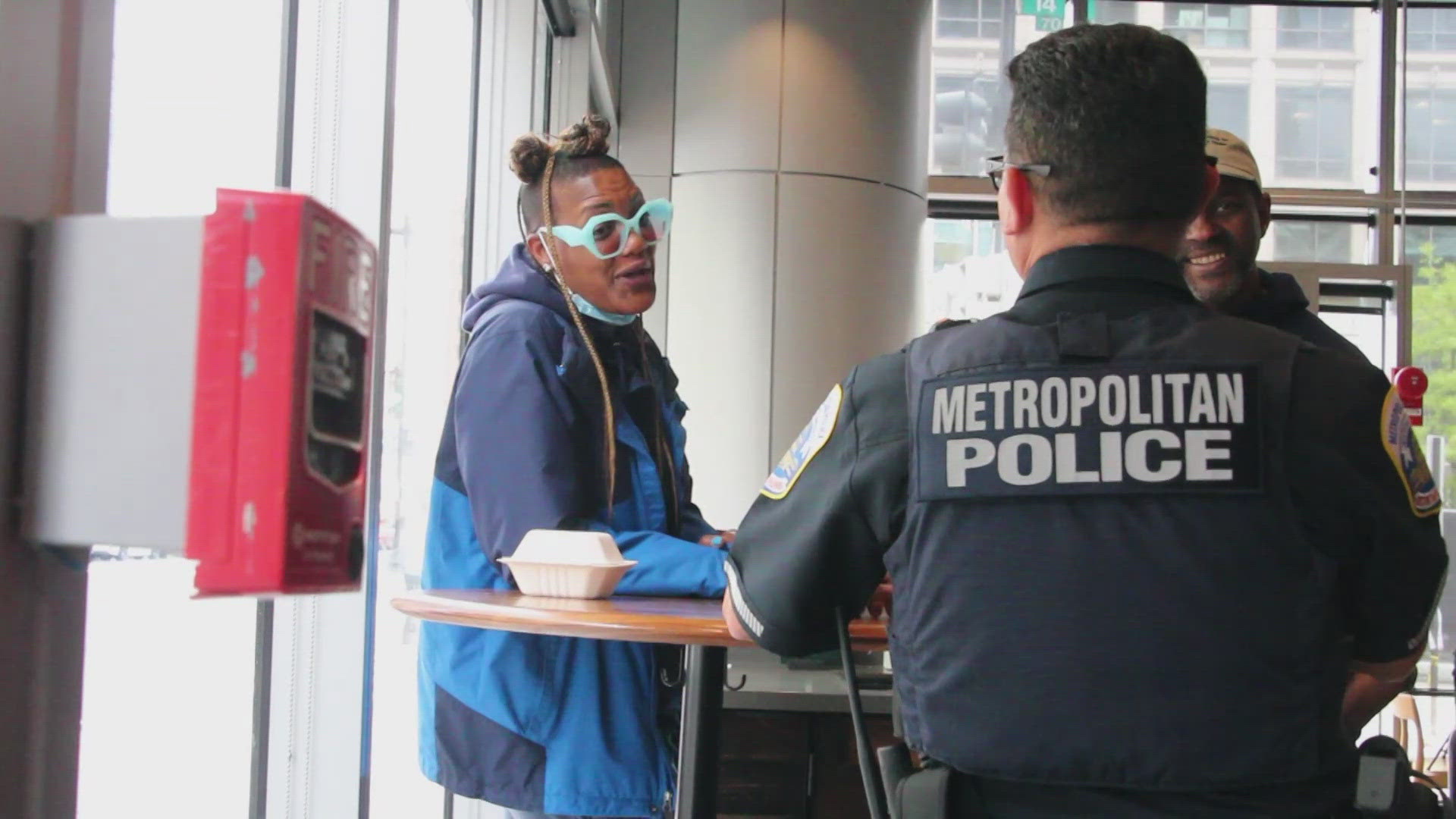 DC cops sharing crime victim resources over coffee | wusa9.com