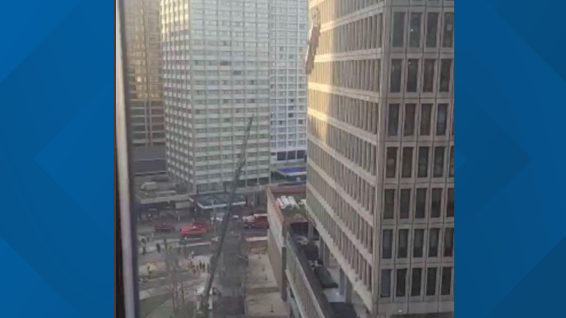 2 workers dangling from scaffolding at BGE Building in Baltimore ...