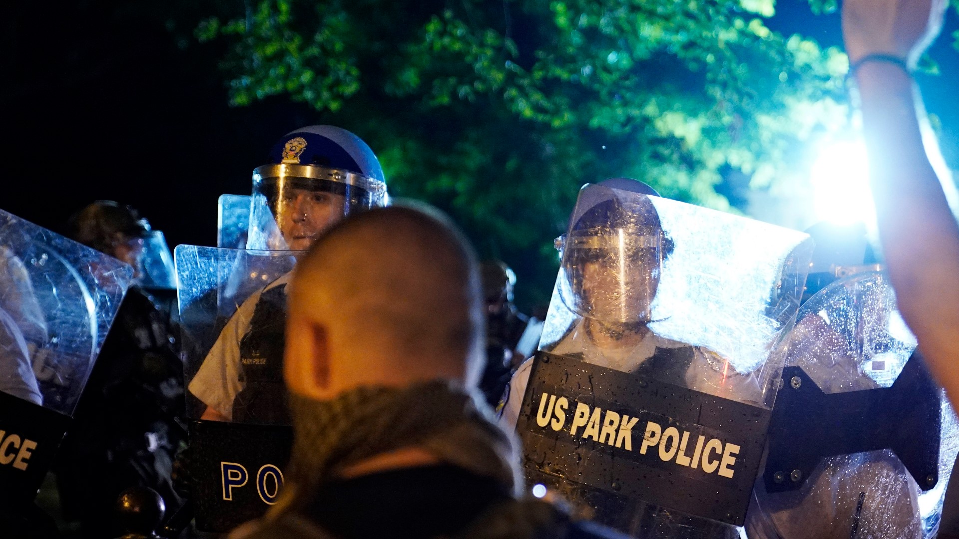 George Floyd protests, police, tear gas, flames, looting in DC | wusa9.com