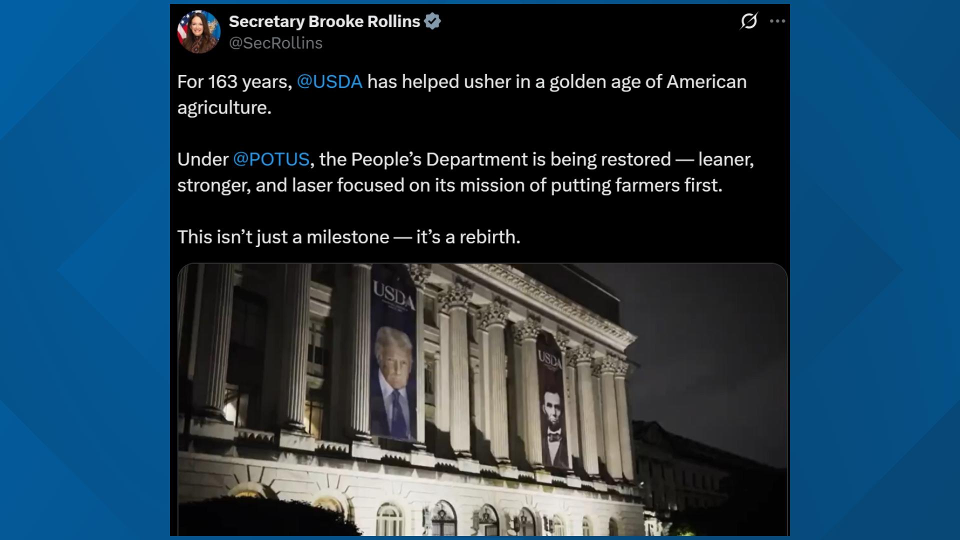 Trump official photo hangs outside USDA building, next to Lincoln ...